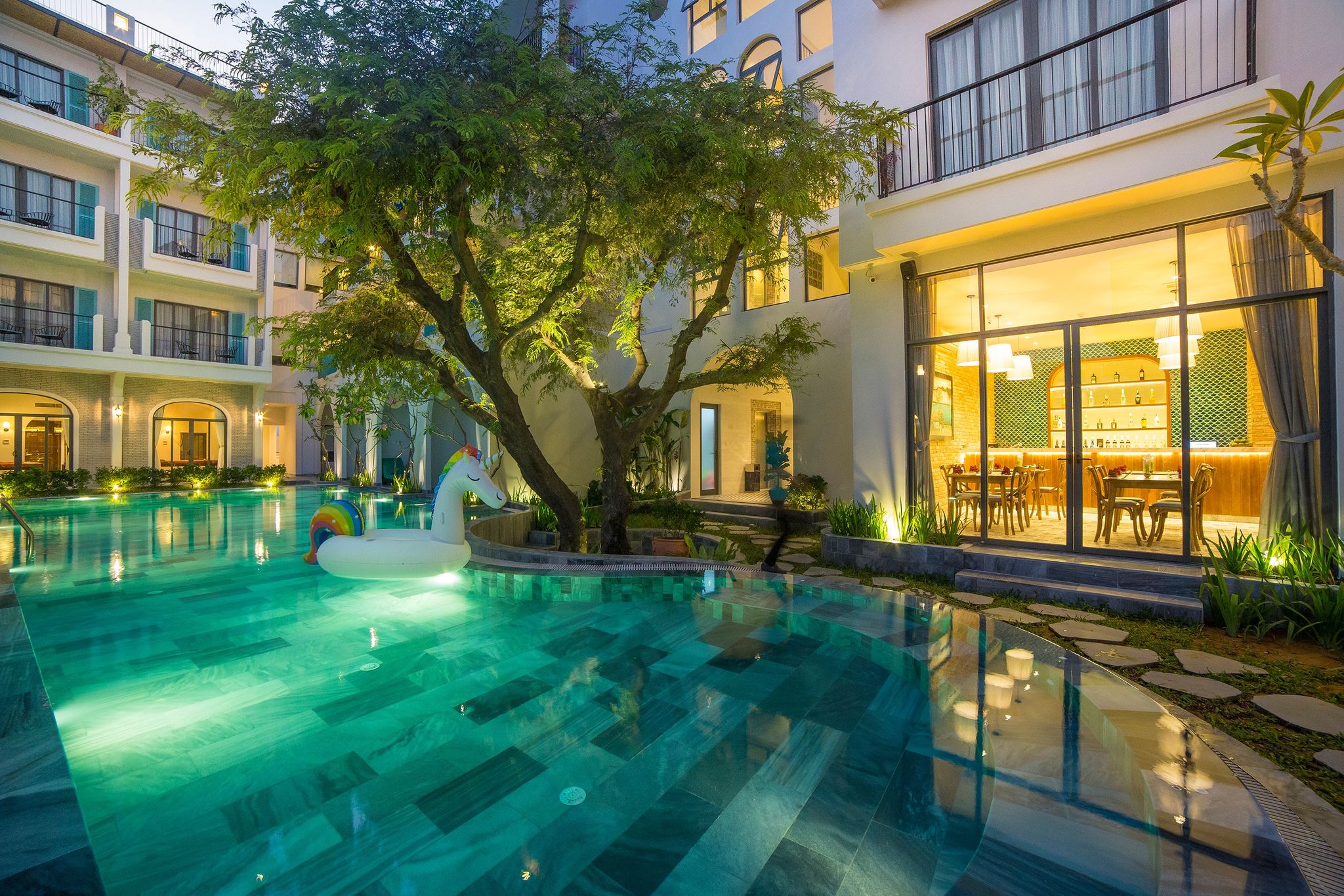 Waiting for a Late Flight: Activities You Can Enjoy at Salmalia ...